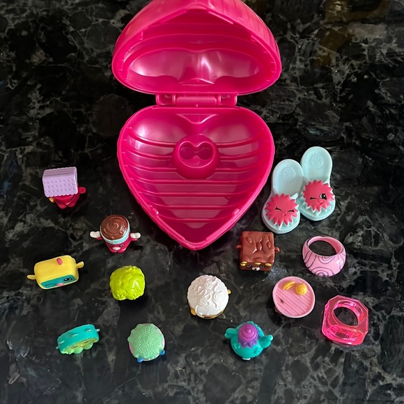 Shopkins | Toys | Shopkins With Pink Heart Container And Two Rings ...